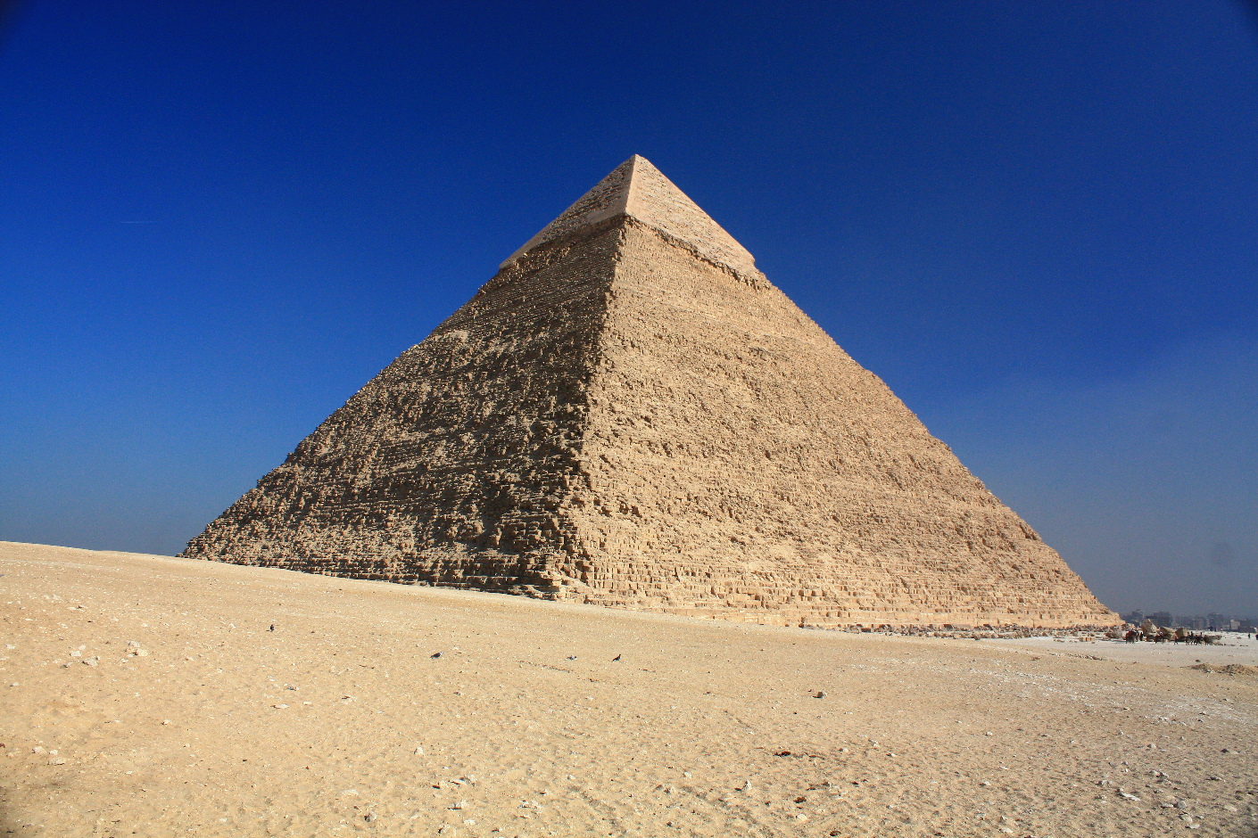 Robin Montufar: The big day is finally here... day at the pyramids!