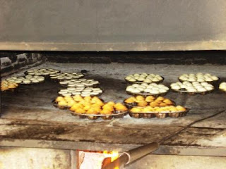 catatan ikh@ & n@ufal: bolu kuwuk, kue tradisional yang jadi favorit