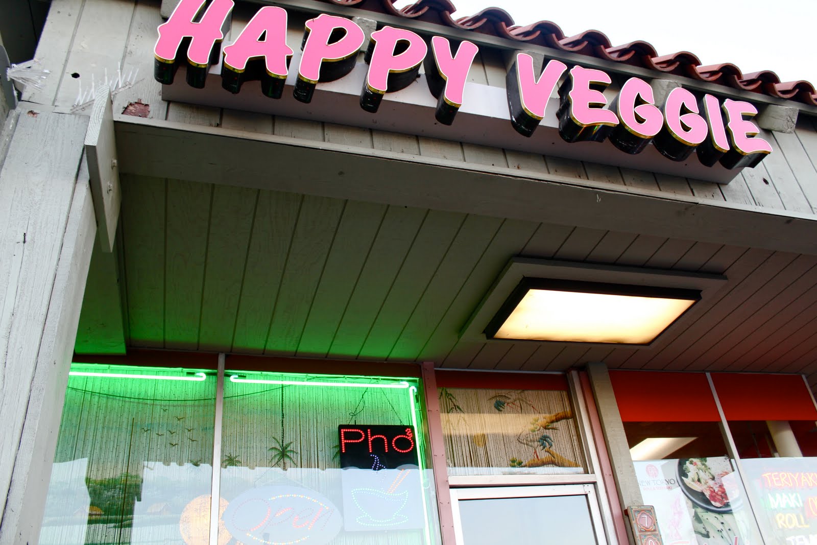 iStartFights: Happy Veggie