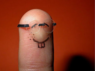 BLOGNYA PEWI: Funny Fingers
