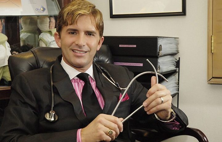 Observatório da Televisão: Dr. Rey assina contrato com Rede TV!