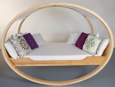 Interior & Furniture: The Rocking Bed - Private Cloud