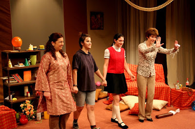 S.p.ioana: RUXANDRA BUCESCU- A parasit scena vietii inainte de ...