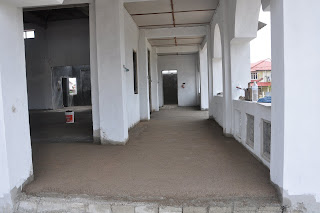 As-Syakirin: Lantai simen render hampir siap. Lepas ini pasang jubin pula