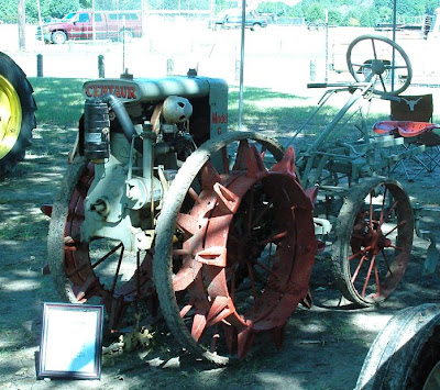 Terrell Daily Photo: A few more from the tractor and engine show