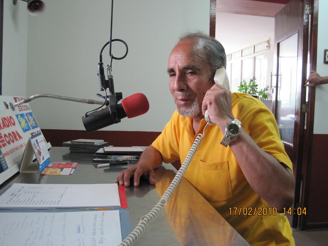 Revista Orígenes Perú: Peña en Radio Cora