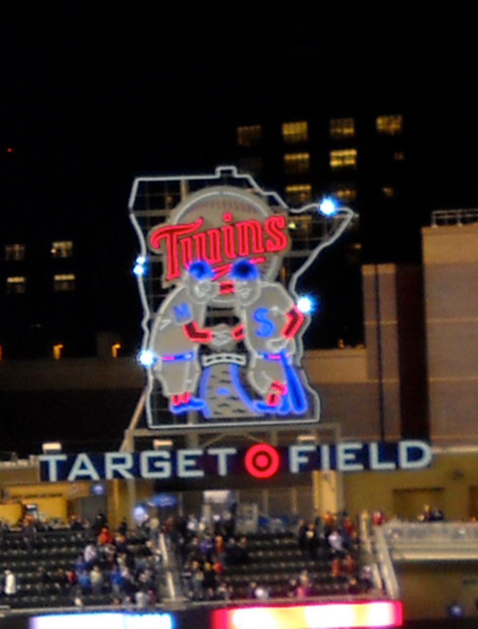 Baseball Outsider: My continuing exploration of Target Field