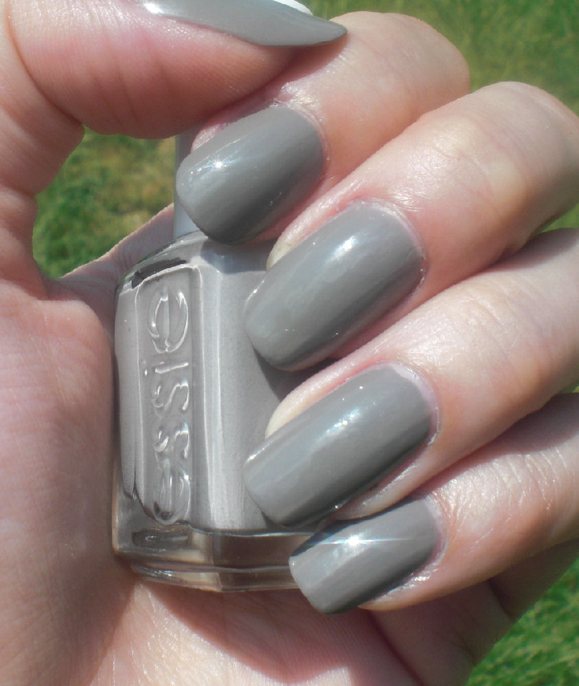 Essie Chinchilly