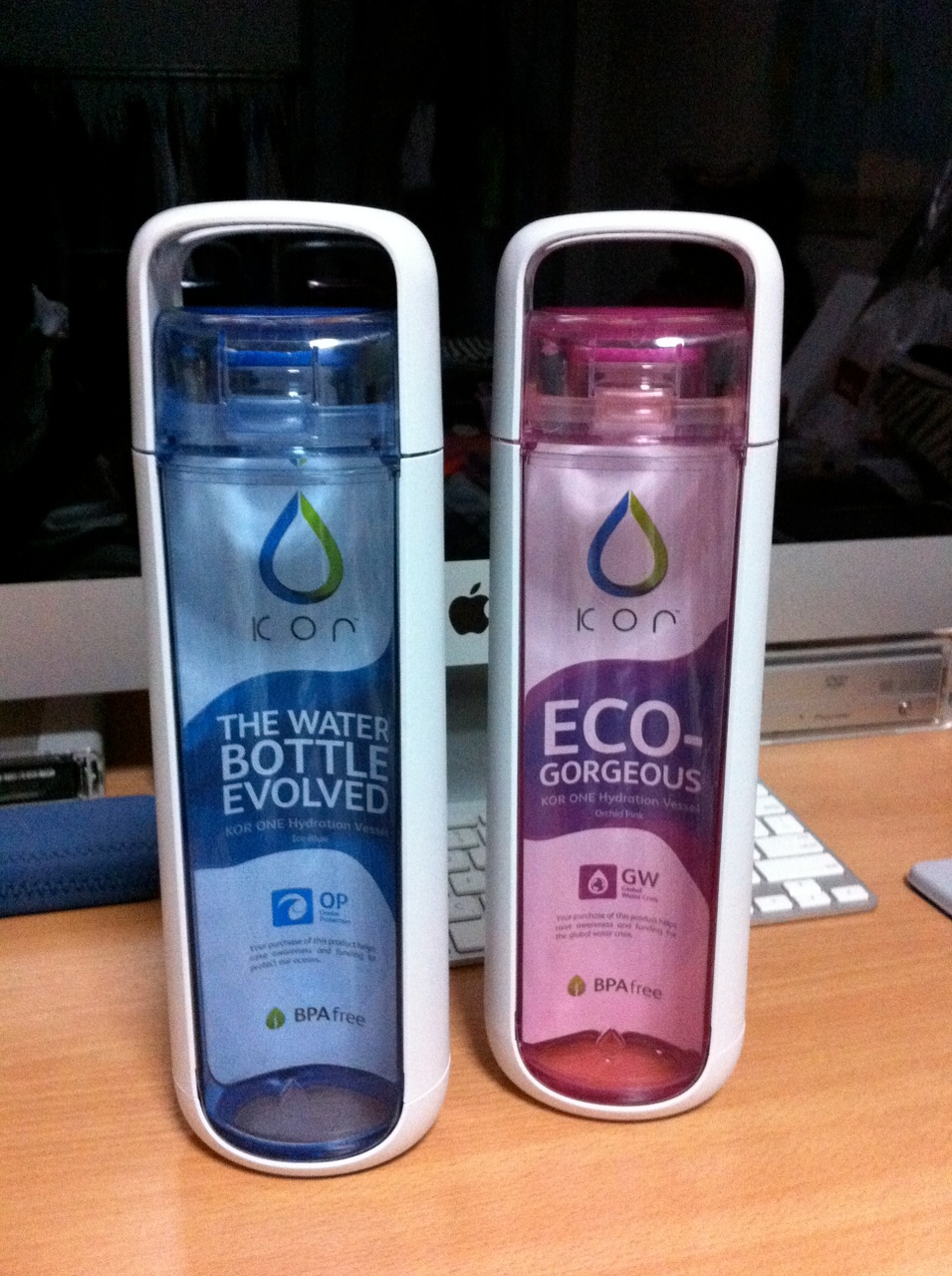いただきます!: Best Water Bottle 2010: Be hydrated like Tony Stark... the KOR ...
