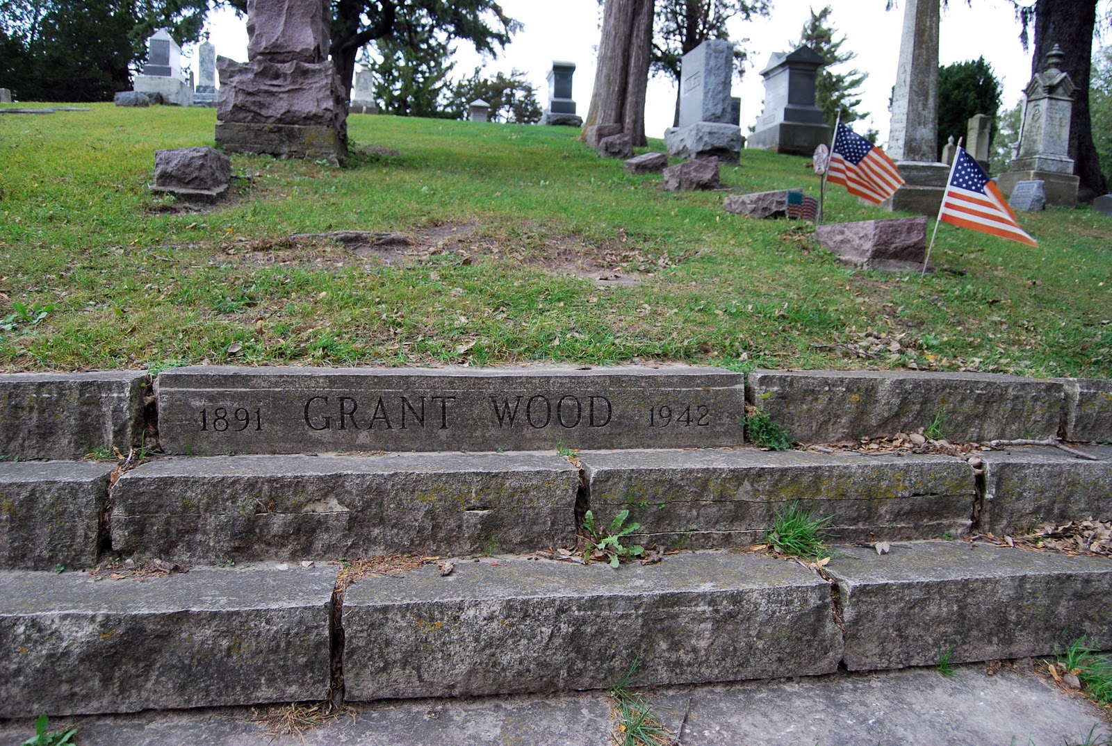 42N Observations: Three Stairs to Grant Wood's Grave