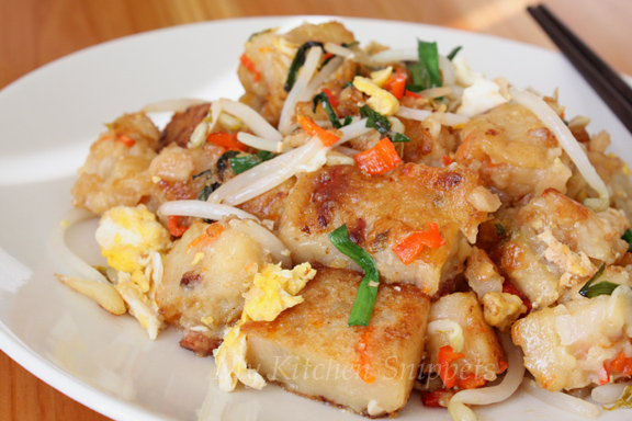 My Kitchen Snippets: Fried Radish Cake/Char Chai Tau Kueh