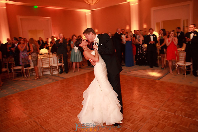 B E L L A F L O R A: Bella Bride: Jessica Jaynes and Justin Taylor