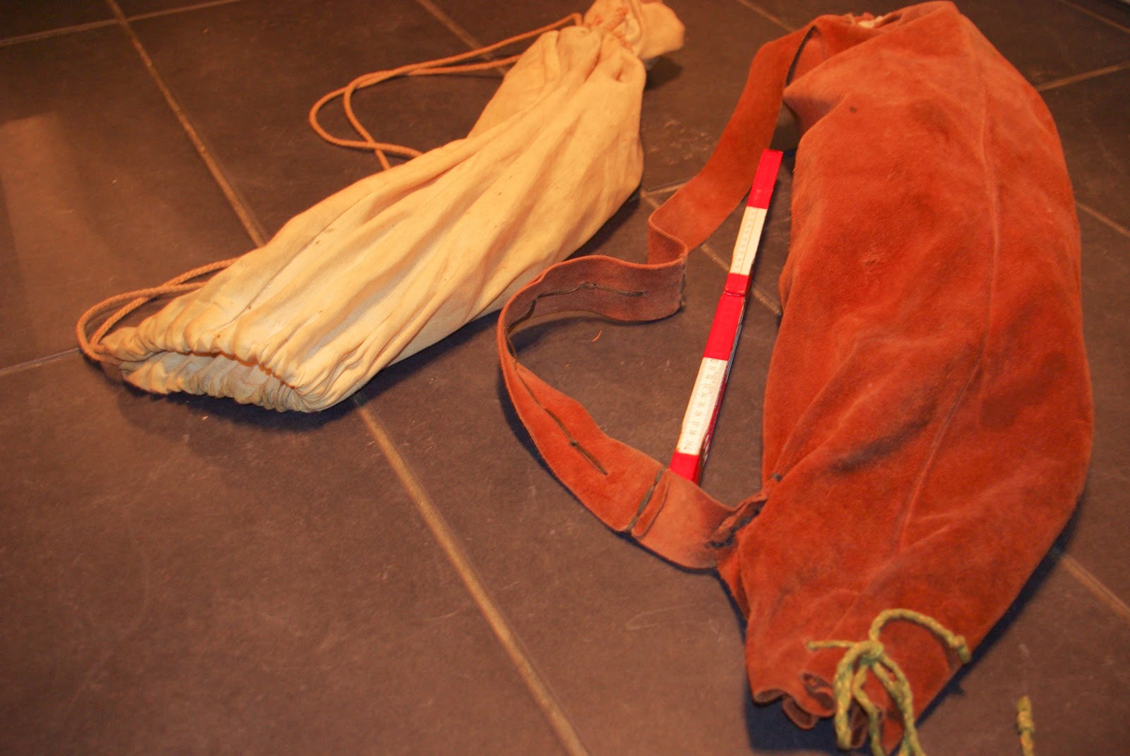 Ready to wear (1640s style): Making a Snapsack (here's one I made earlier)