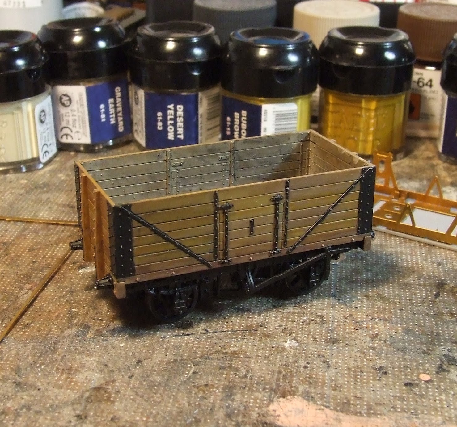 Grogley Junction: RCH 7 Plank wagon (Part 5)