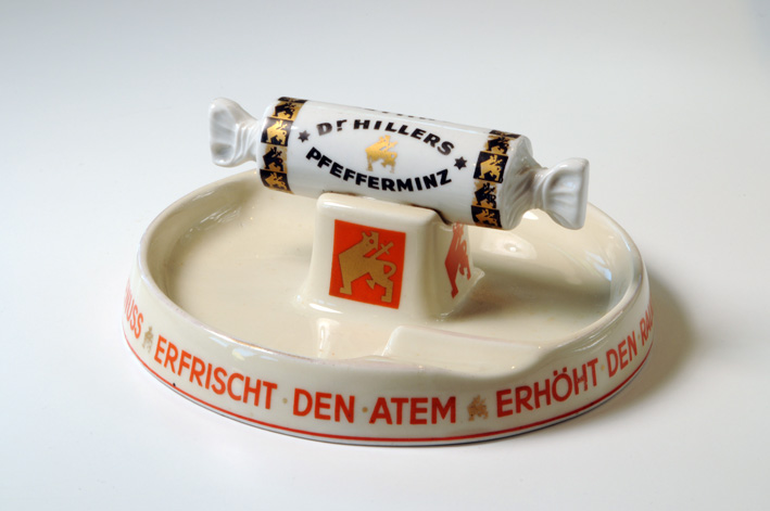 Advertising Ashtrays: Dr Hillers Pfefferminz