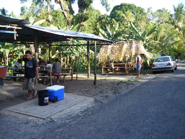 Mid Dar Store and Market Pehleng Kitti Pohnpei