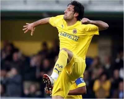 The Best Footballers: Joan Capdevila is a Spanish footballer as a left back