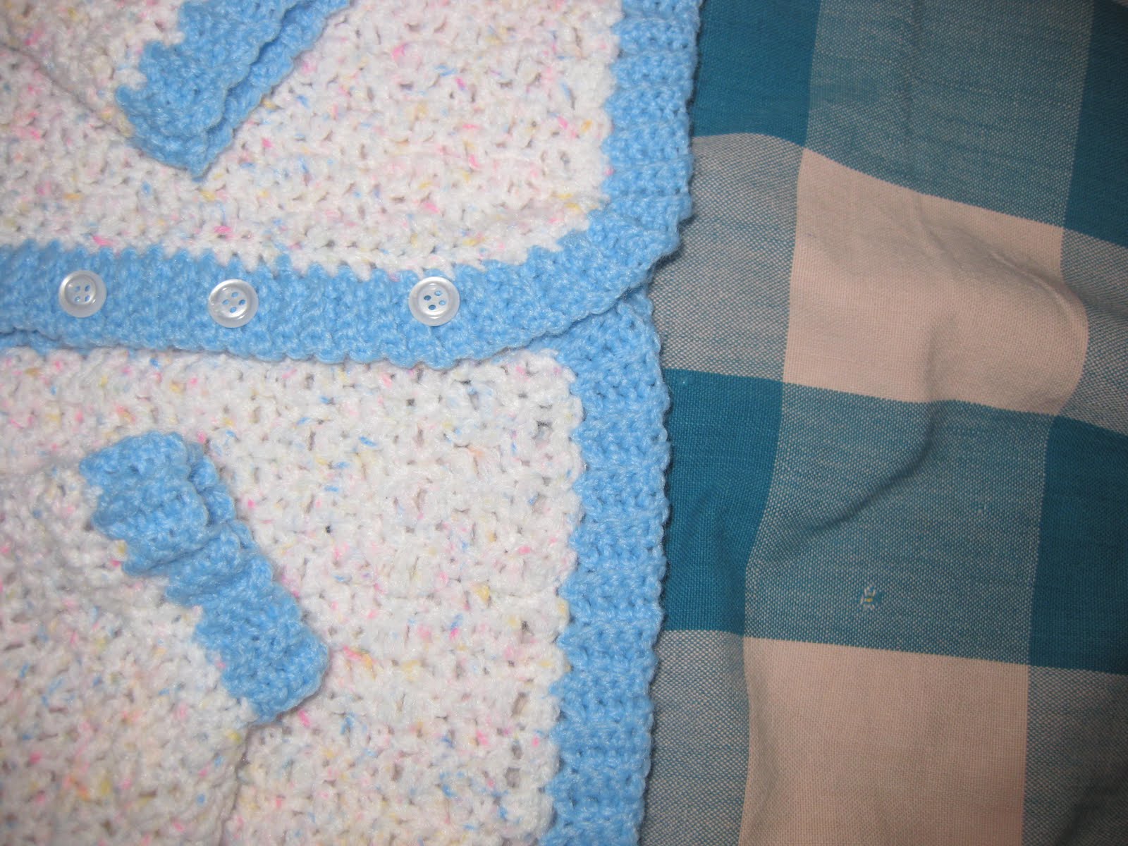 Engineering Crochet!: Baby sweater!!
