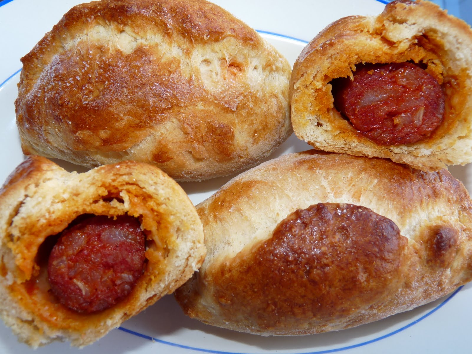 ElCaldero Nazari: Recetas. Bollos preñaos o de las "Comadres"