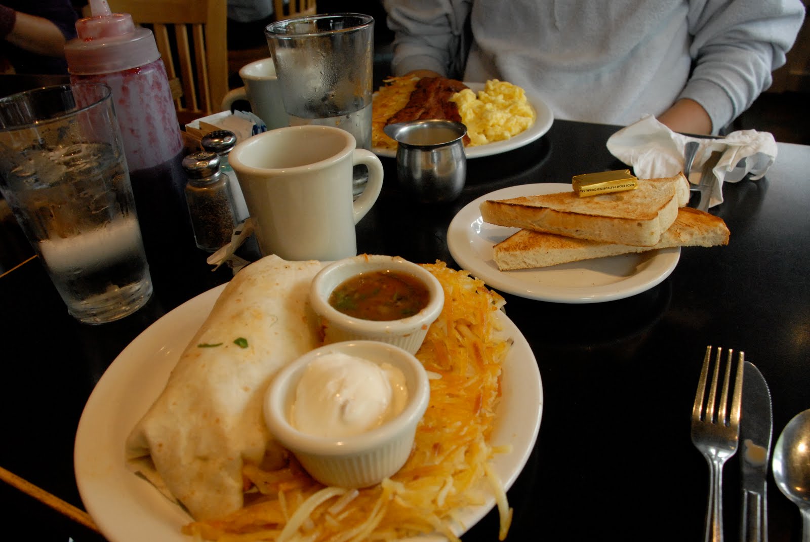 sunny side up: Cricket Cafe