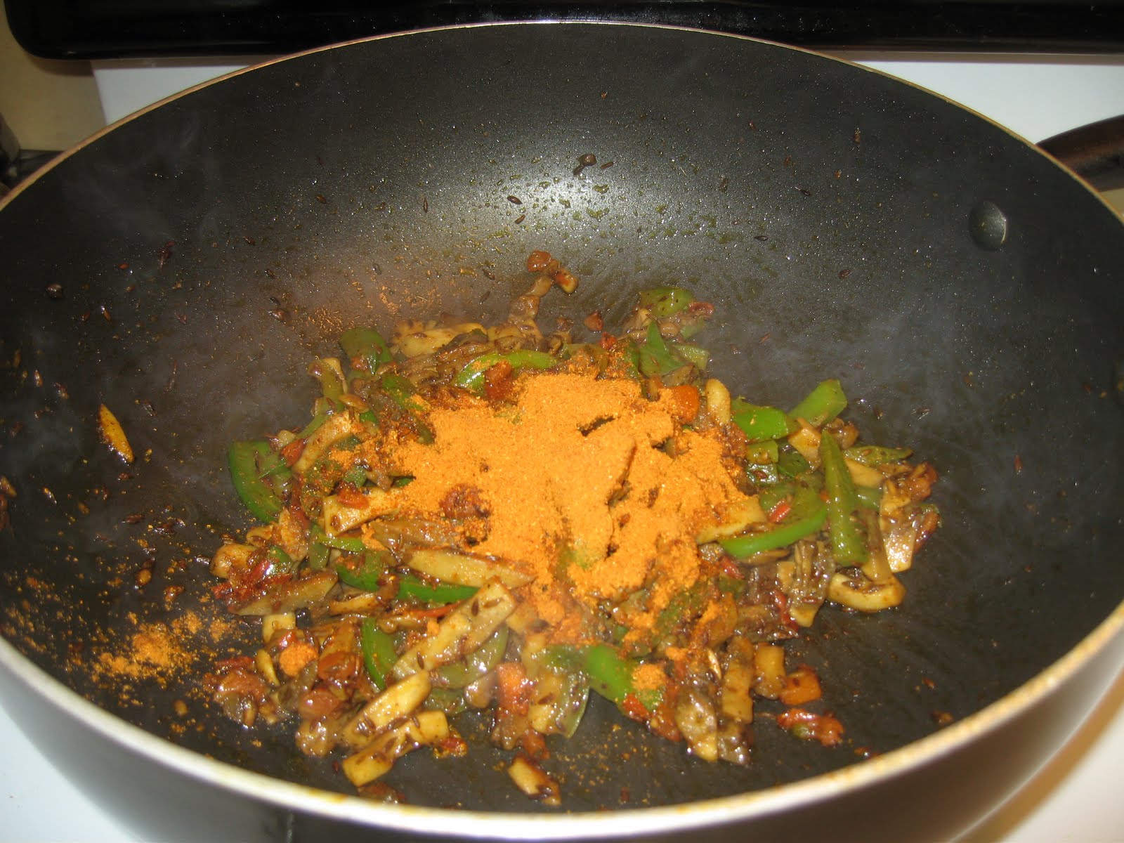 SUMADHURA: Mushroom-Capsicum Rice