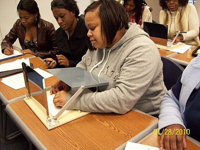 GSW Psychology/Sociology News: Mirror Drawing Task in Experimental ...