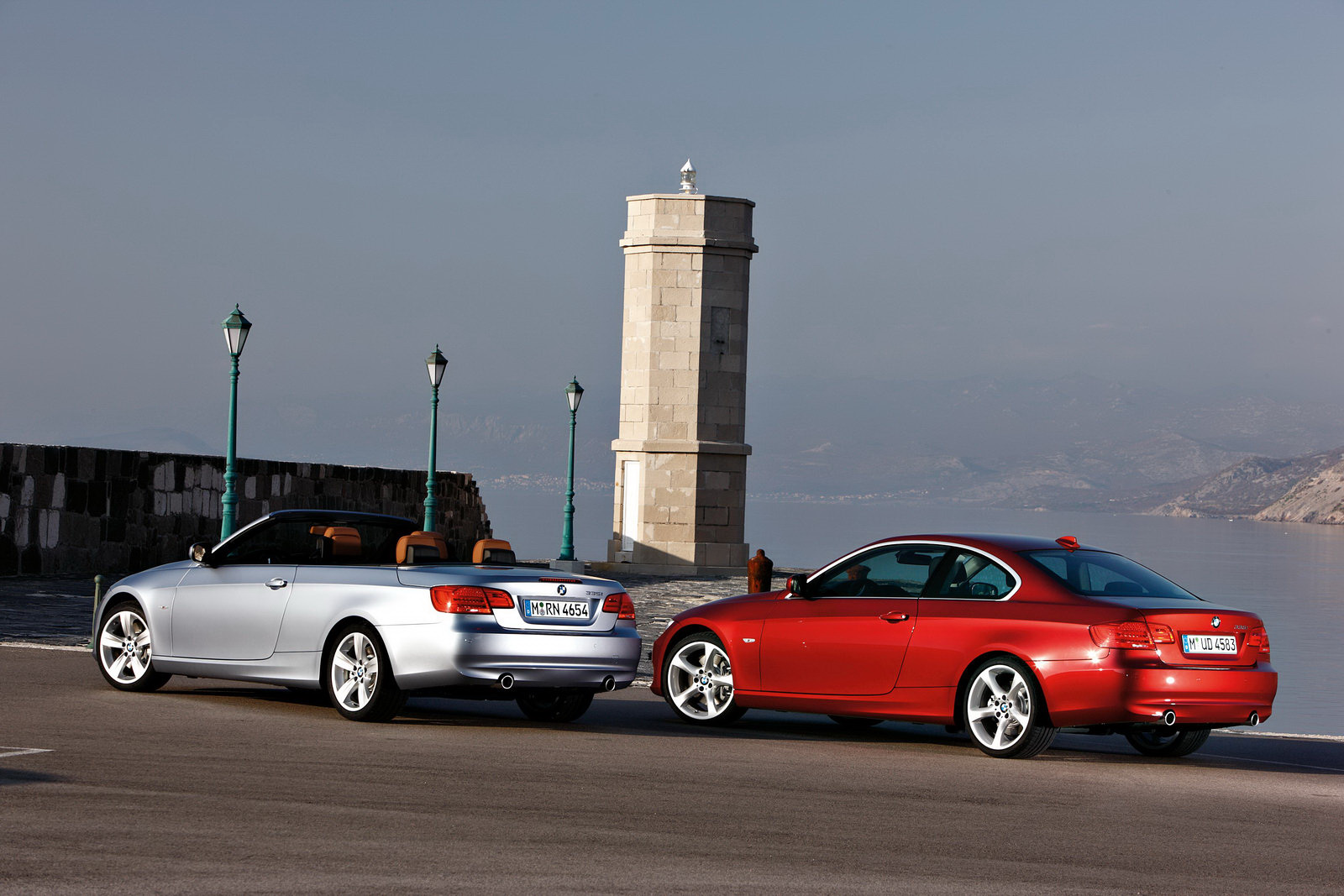 BMW Lifestyle World: The 2011 3 Series Coupe and Convertible