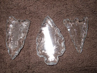 bushcraft in britain: Knapping arrow heads from glass