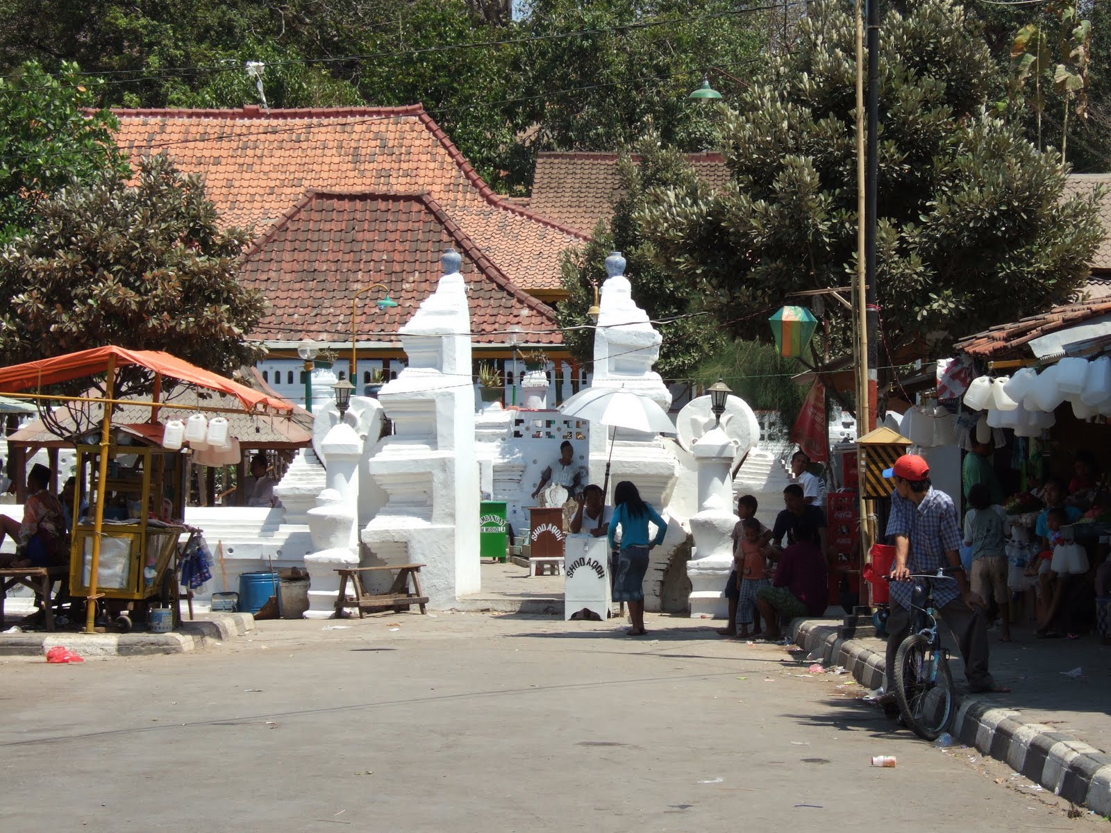 BUDAYA : MAKAM SUNAN GUNUNG JATI