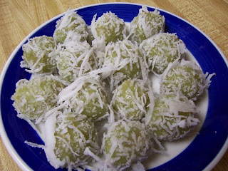 SaleeThai Food Recipe: Khanom Tom