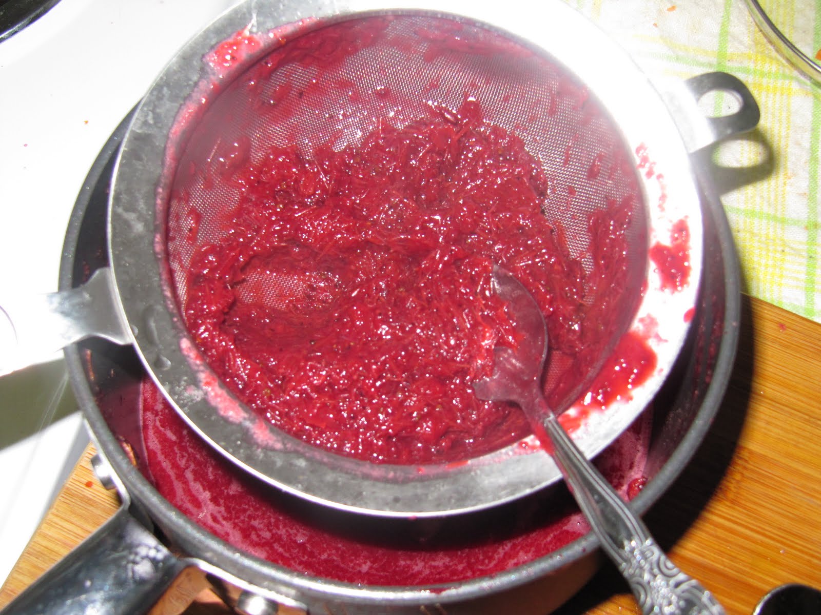 Modern persian cuisine case 3: Dark cherry stew