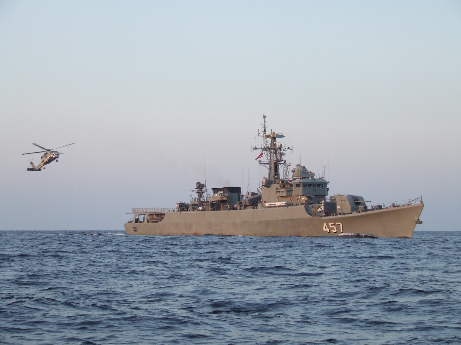 THAIDEFENSE-NEWS: อาวุธนำวิถี C-802 A เขี้ยวเล็บของเรือฟริเกต ราชนาวีไทย