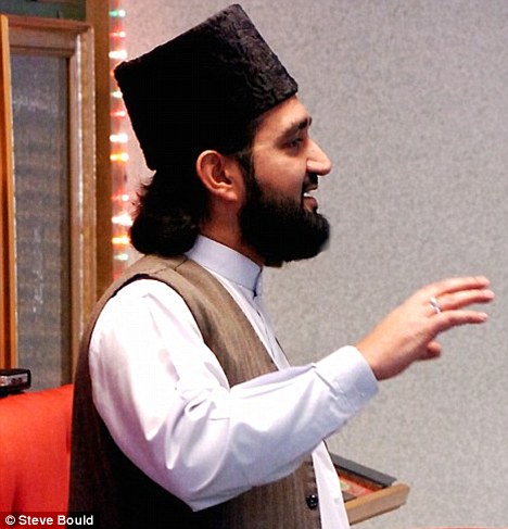 A Muslim Peodophile cleric Mohammed Hanif Khan 42-16 years in jail ...