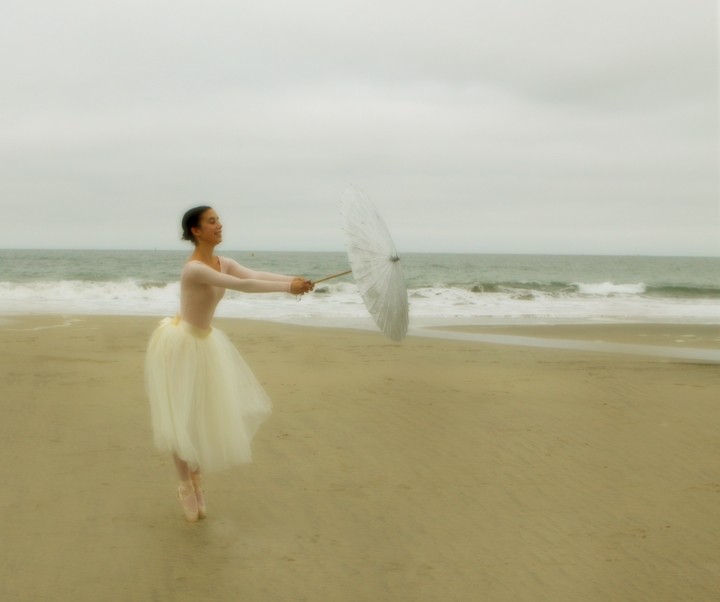 A SCRAPBOOK OF INSPIRATION: The Amazing Lucy Snowe Photography