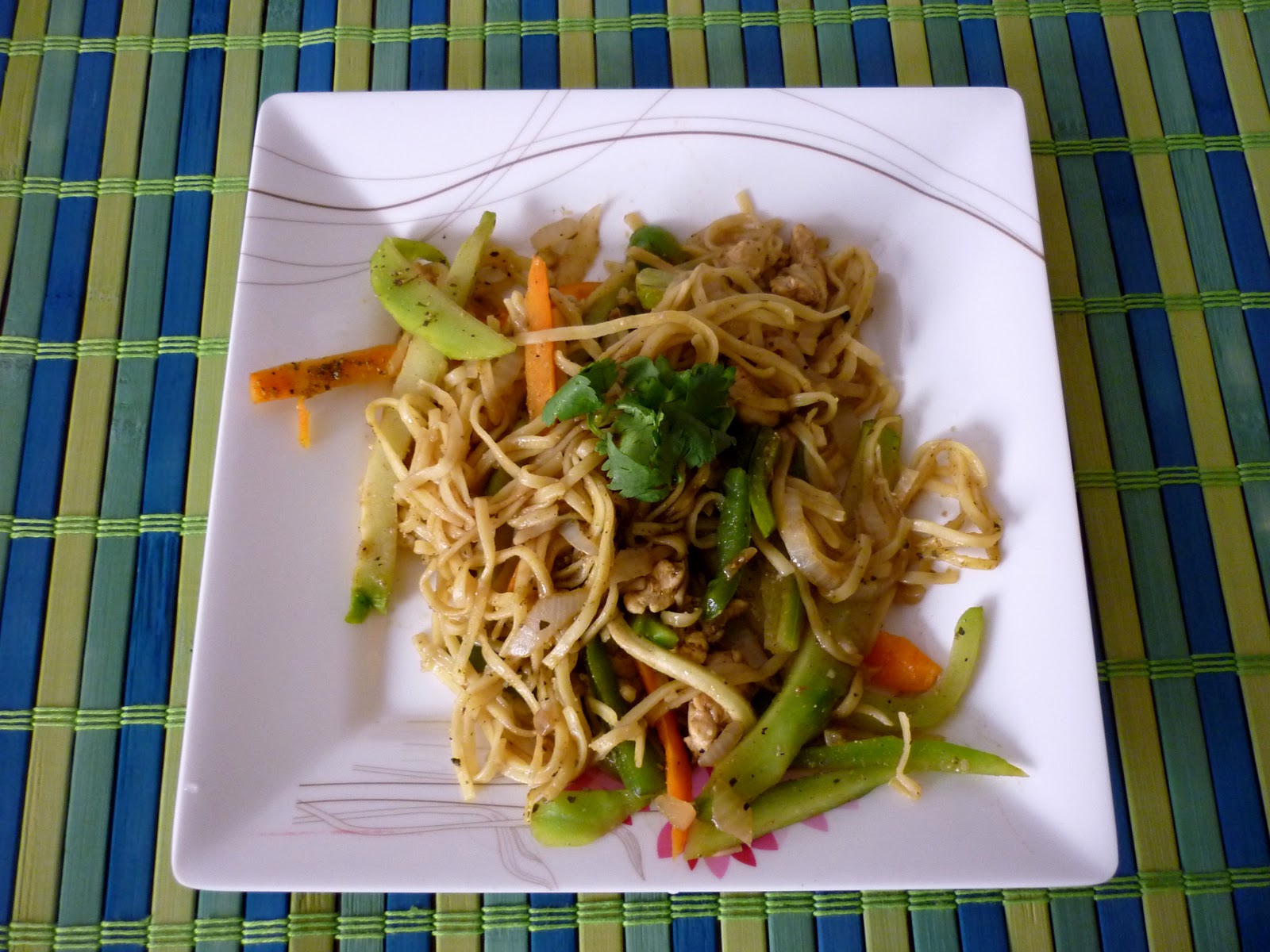 FAST, GREEN, DELICIOUS: DIA 020: CHAO MEIN
