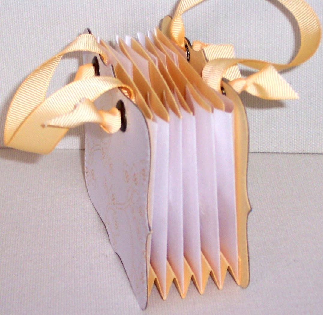 Sara Letourneau's Stampin'Spot: Top Note Tote