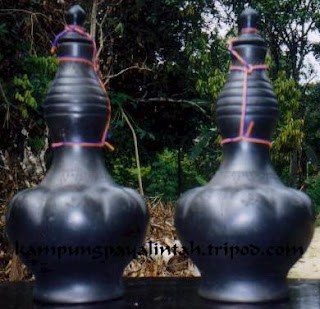 pendidikan seni visual: Tembikar - Teknik Pembuatan Labu Sayong