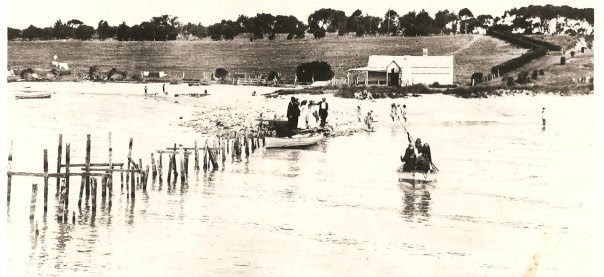 RAUKKAN MY COUNTRY MY PEOPLE: Early Pics of The Lake Home at Raukkan