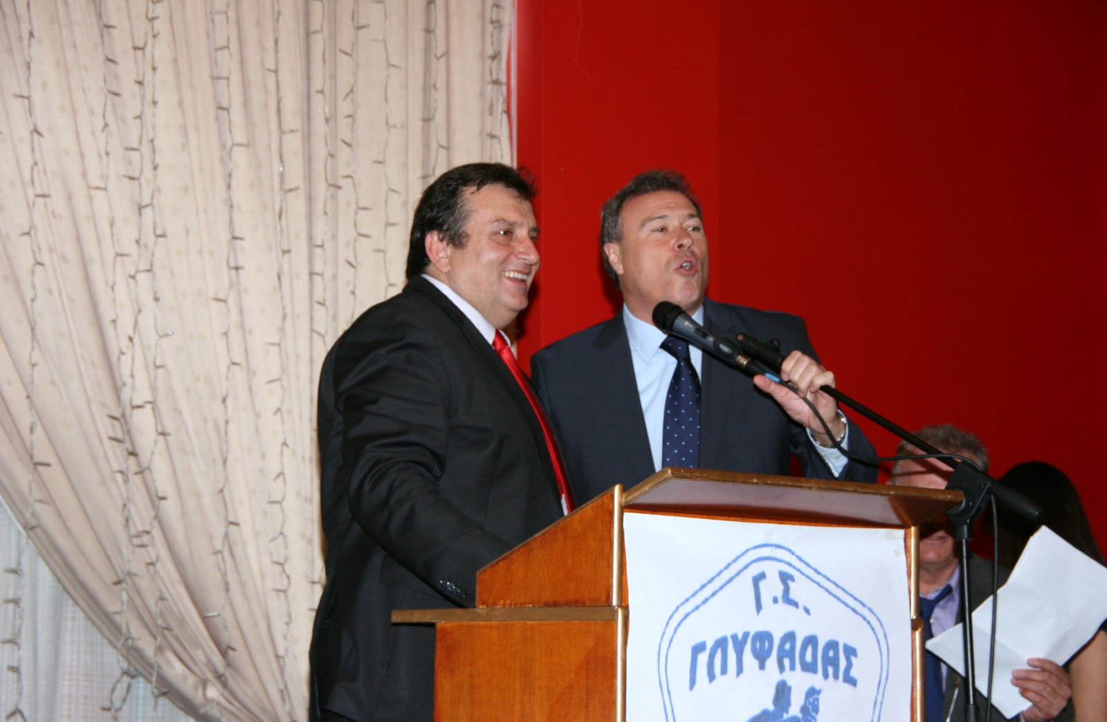 Γ.Σ.Γλυφάδας ΣΤΙΣ 23/1/2011 ΕΚΟΨΕ ΤΗΝ ΠΡΩΤΟΧΡΟΝΙΑΤΙΚΗ ΒΑΣΙΛΟΠΙΤΑ ...