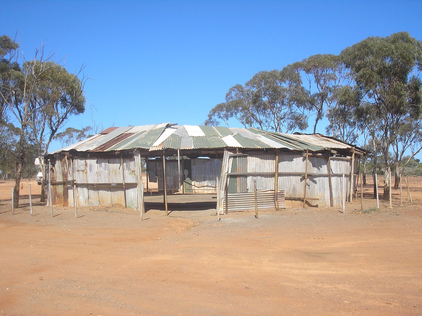 Whereiswitchwae?: Kalgoorlie Bush Two Up school