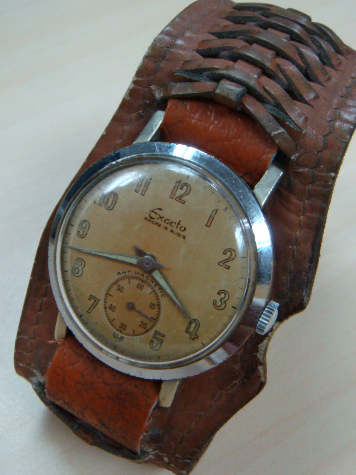 kunci jam: Exacto...Very rare and known as Rado in 1958