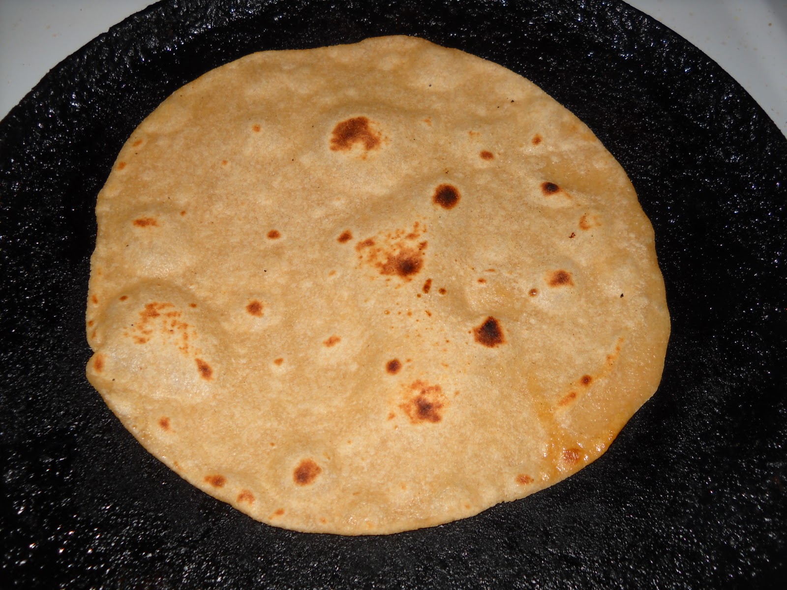 Savitha's Kitchen: Secrets of soft chapathis