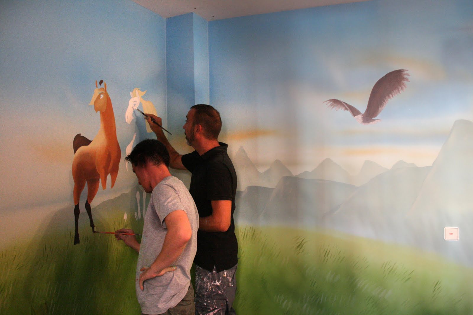 PAREDES DE CUENTO: Mural de la pelicula "Spirit" de Disney