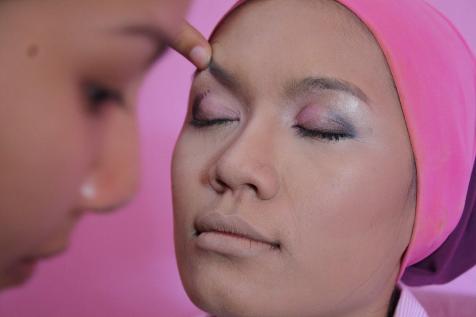 Kenangan Bersama....: Teknik-teknik makeup yang betul...
