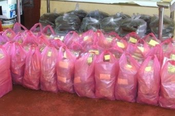 azman&ziela: Lawatan ke Kilang Che Yah Rempeyek, Pokok Sena, Kedah..