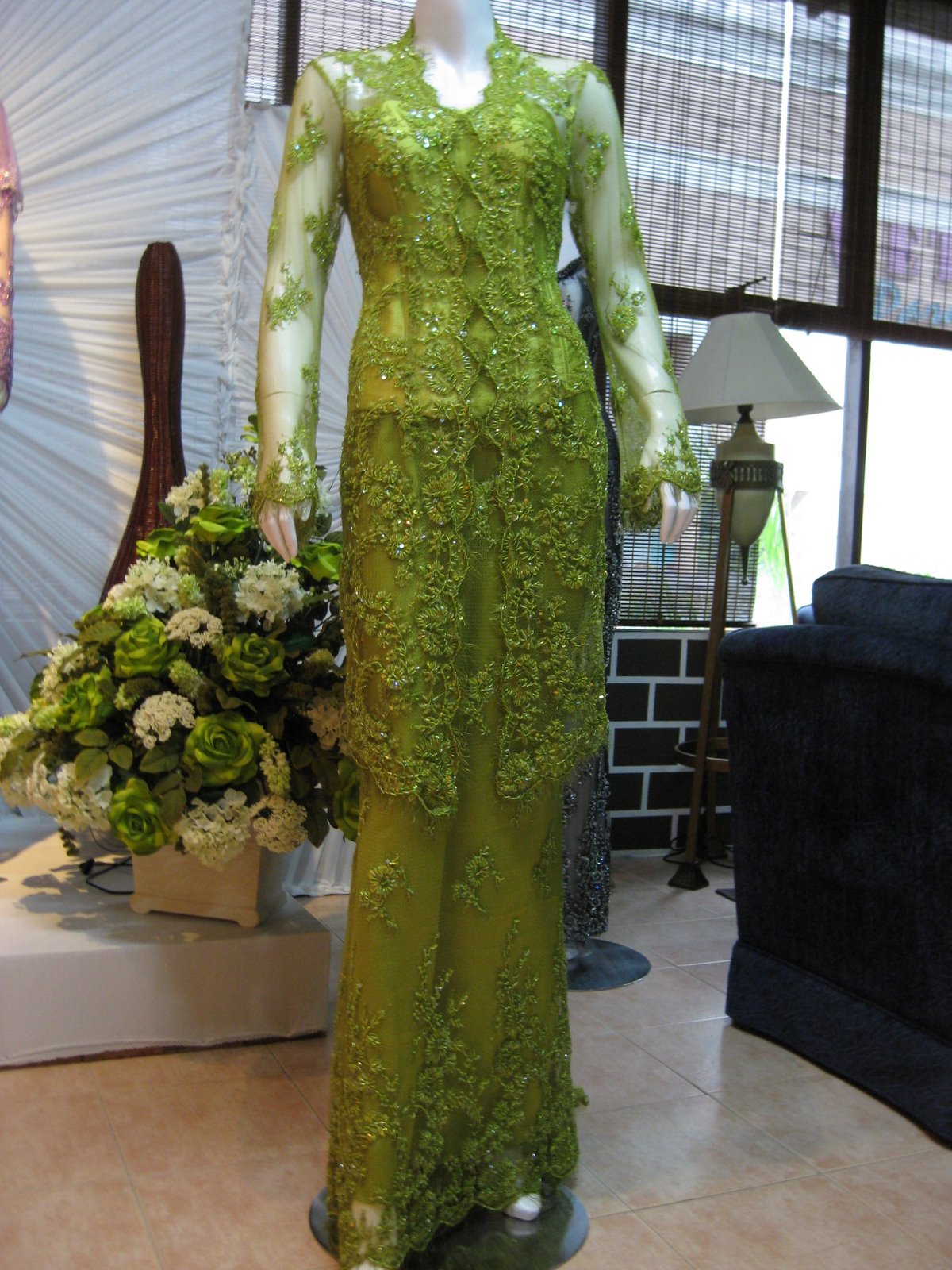 salinabridal: Kebaya Labuh Hijau Panel Lace