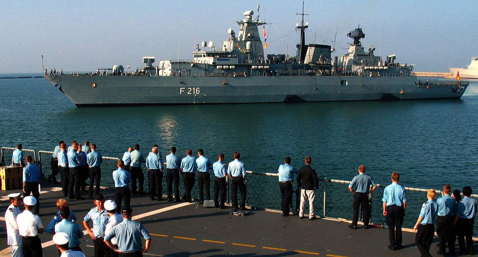 EagleSpeak: Somali Pirates Abandon Captured Ship