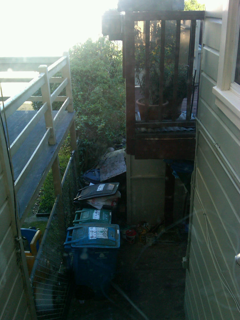 Maggie World: Garbage in, Garbage out