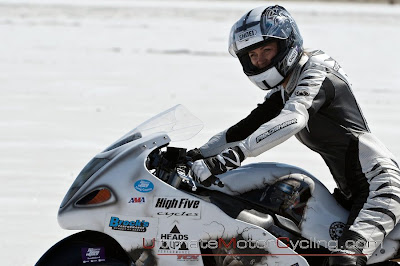 VISUAL GRATIFICATION: Queen of Speed - Leslie Porterfield