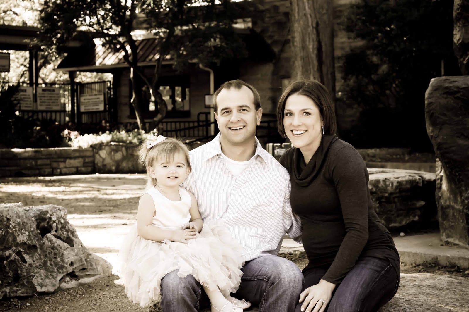 A. Leigh Photography: the matus family {austin, tx family photographer}